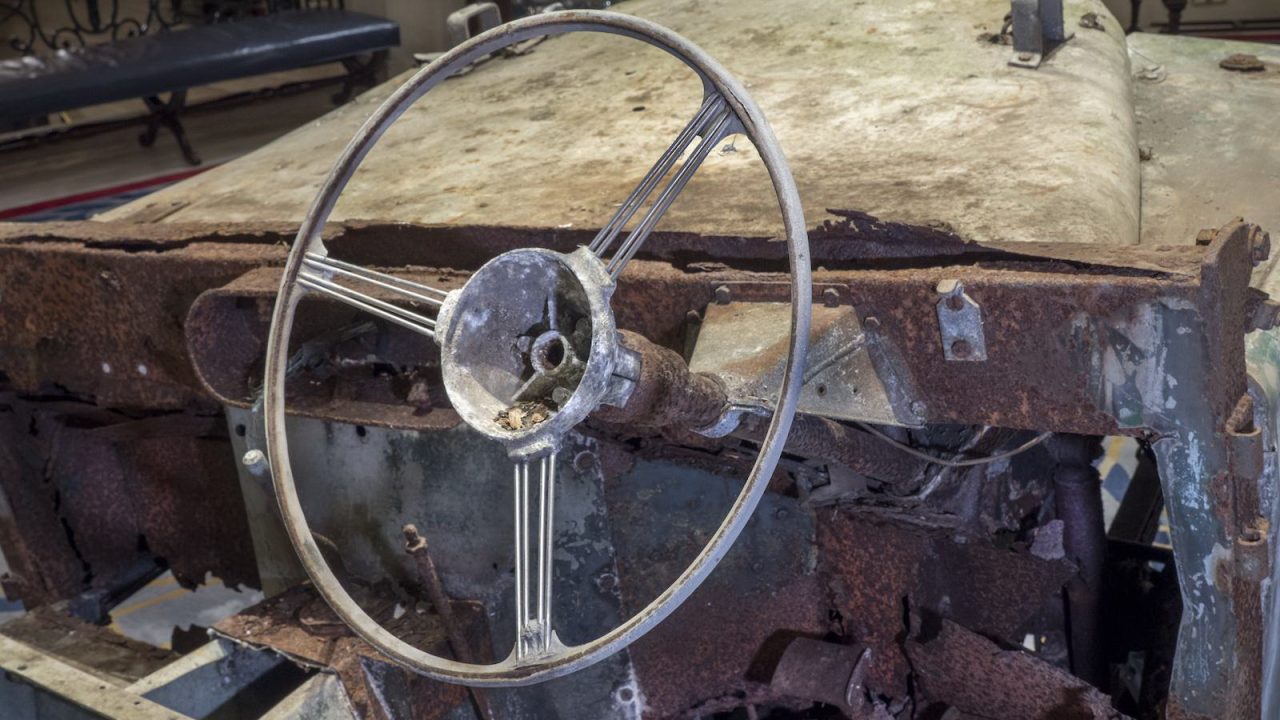 » 首台量產重光