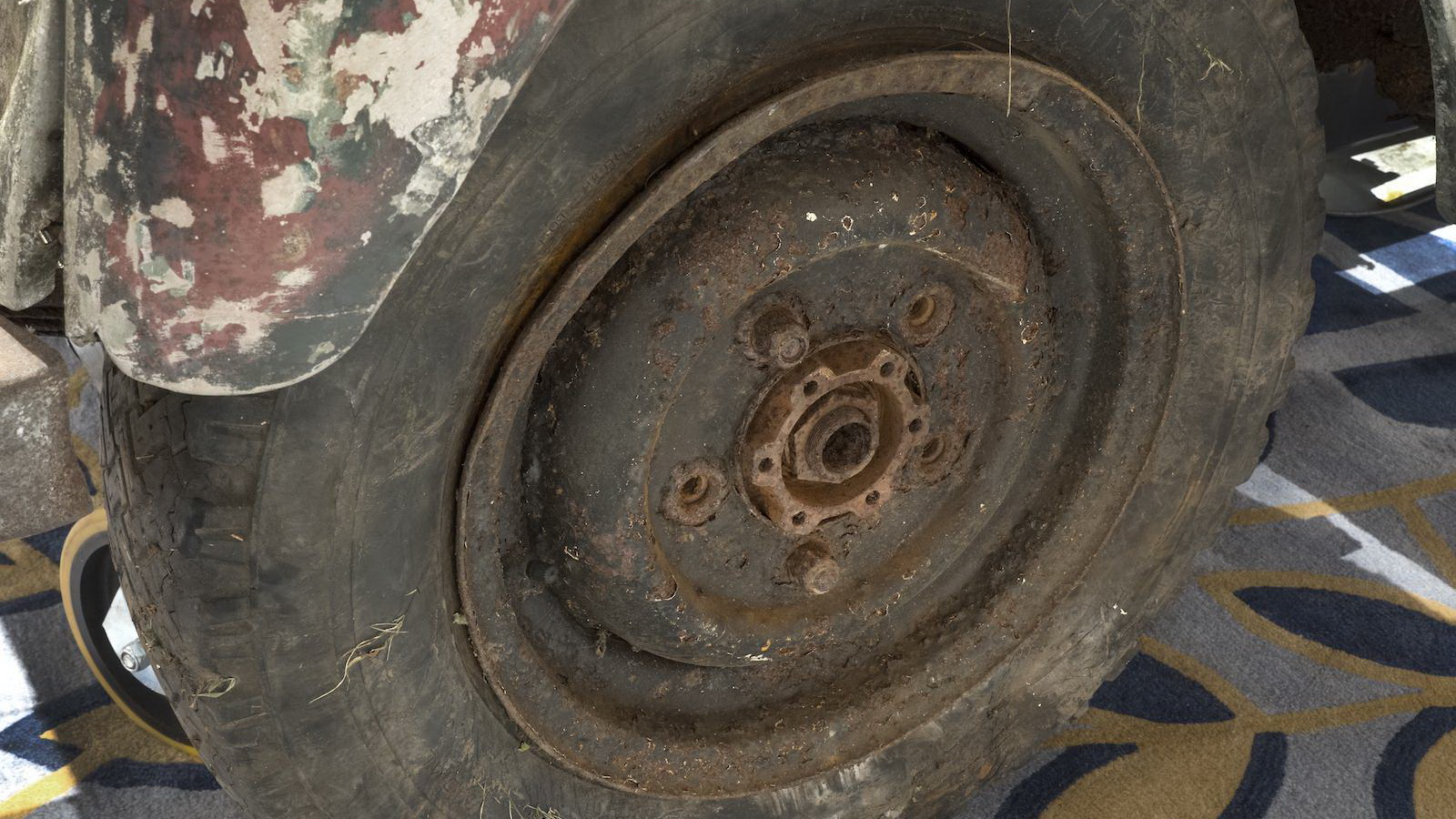 » 首台量產重光