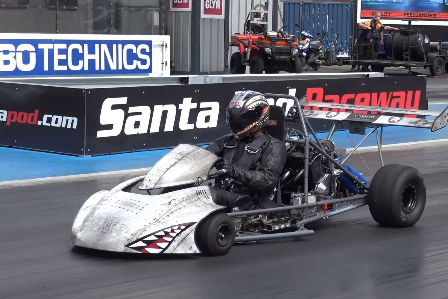 » 迷你V8突破200km/h